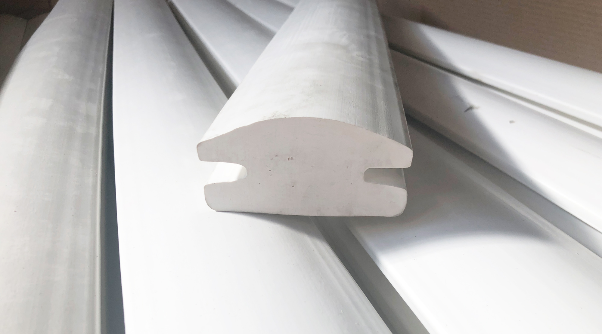 TPE Brick Grab Profiles | In Stock - The Rubber Company